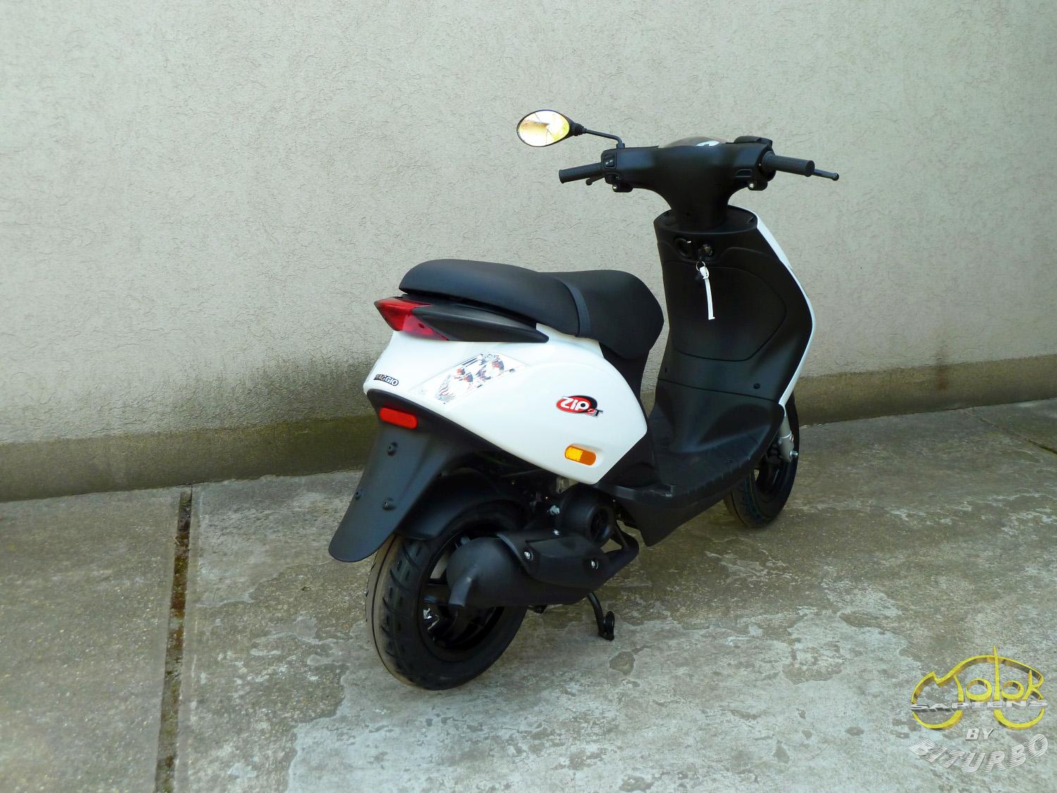 Új Piaggio ZIP 50 2T robogó eladó - 449 900 Ft - Piaggio robogó kedvező ...